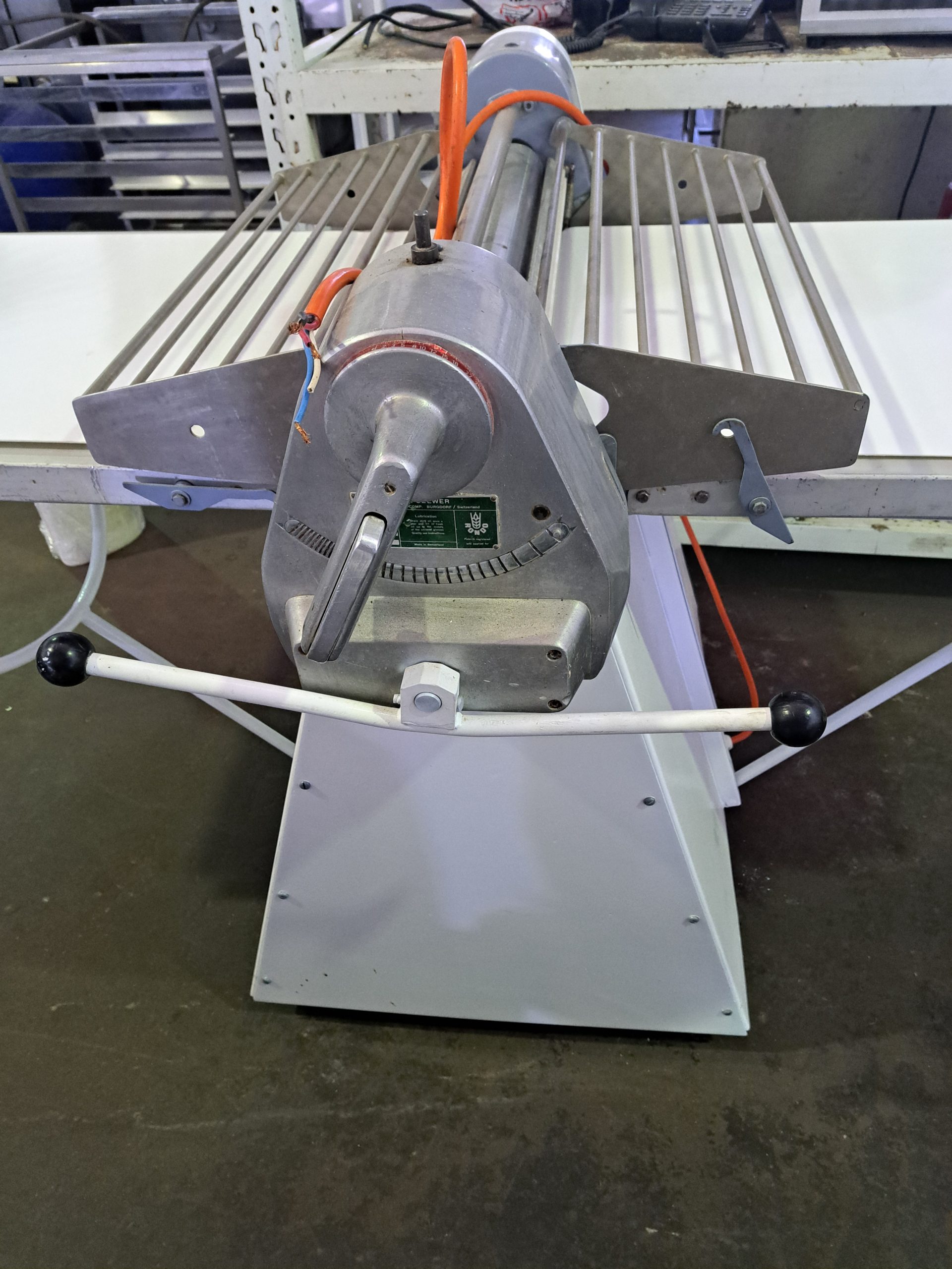 Seewer Rondo Pastry/Dough Sheeter – Suhaim Co