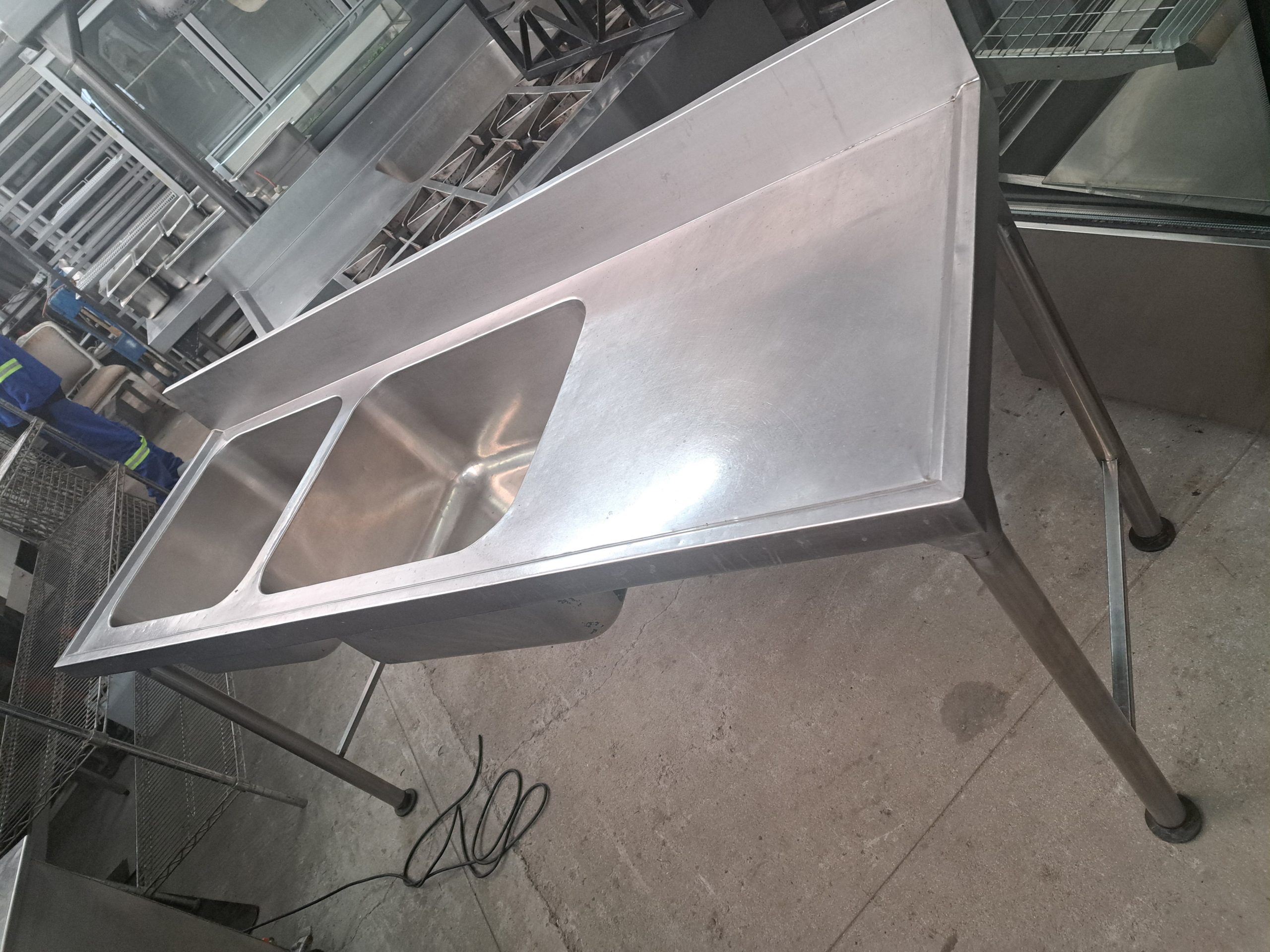 Stainless Steel Double Bowl Deep Sinks 1850mm – Suhaim Co
