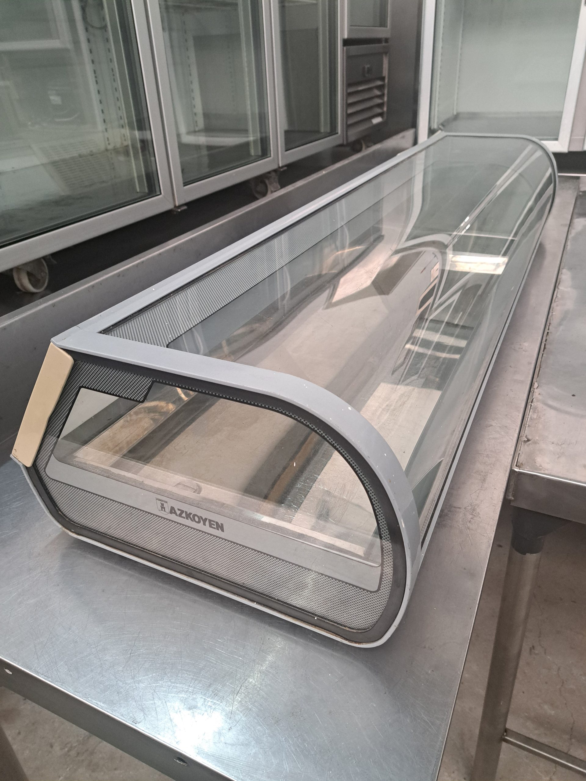 Sushi Display Fridge 1360mm – Suhaim Co